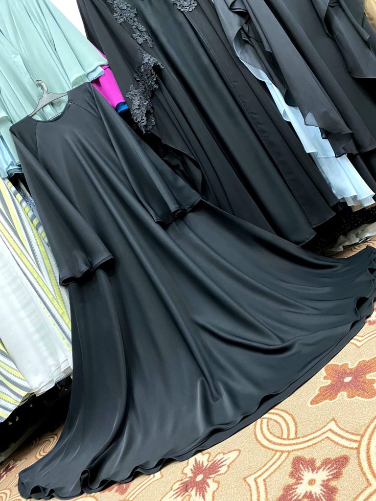 Black Abaya - Online Islamic Store
